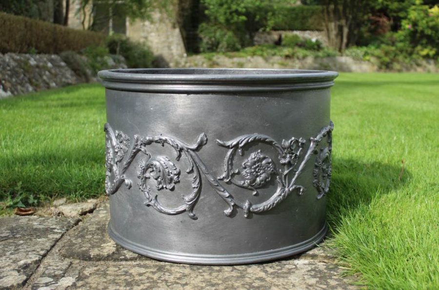MEDICEAN ROUND LEAD PLANTER - Heritage Lead Planters